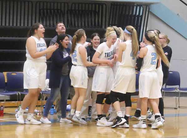 Musgrave sinks 1,000th career point | News, Sports, Jobs - Tama-Toledo ...